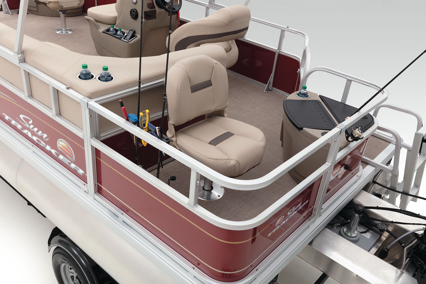 BASS BUGGY 18 DLX - SUN TRACKER Fishing Pontoon Boat