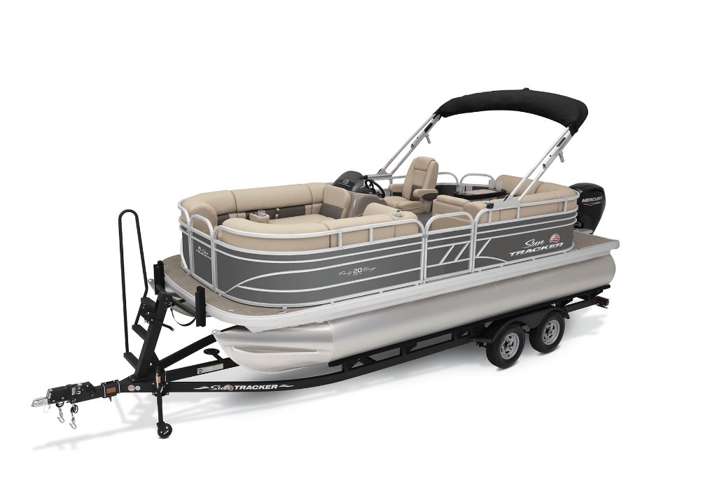 SUN TRACKER Recreational Pontoon Boats