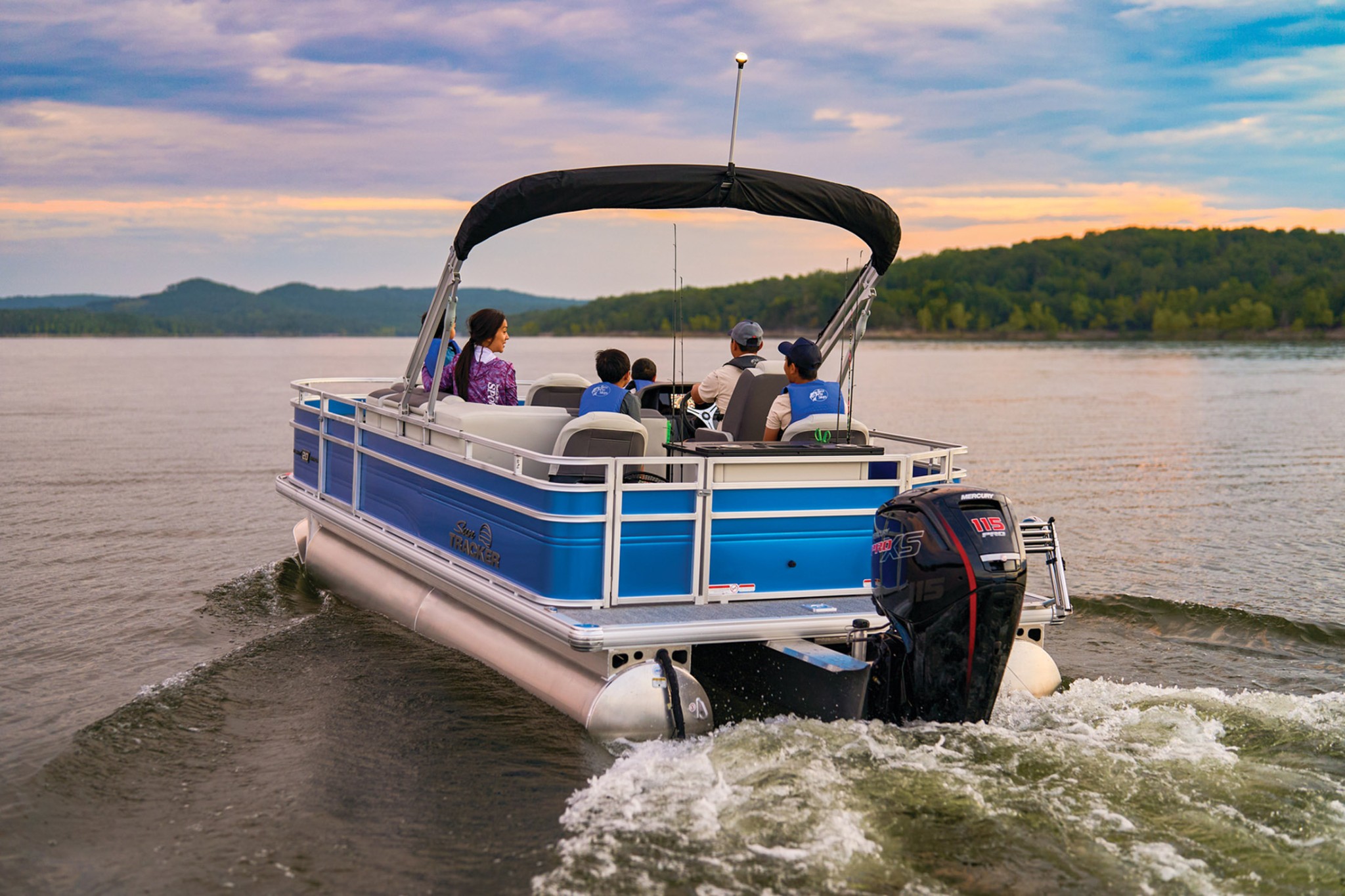 FISHIN' BARGE 20 DLX | 21ft. 11in. Fishing Pontoon Boat