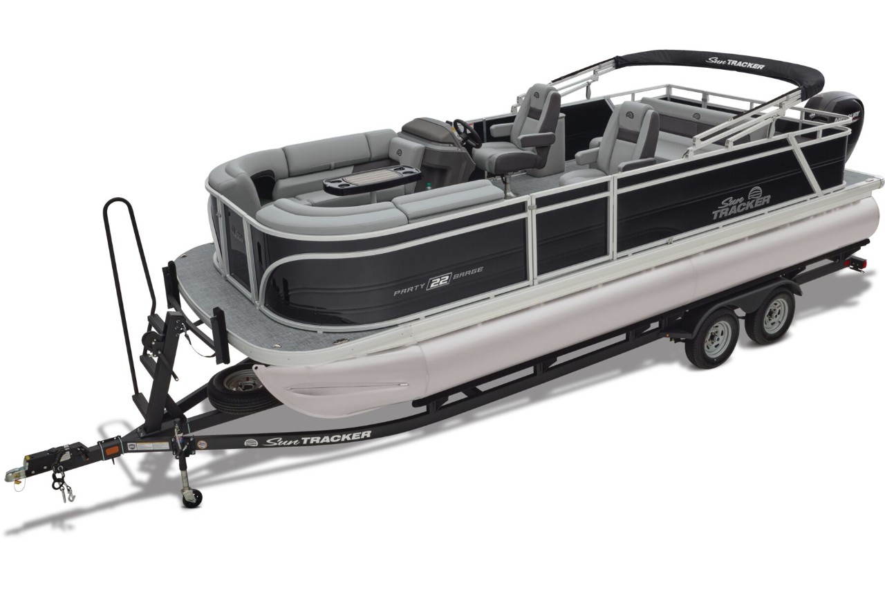SUN TRACKER PARTY BARGE 22 RF DLX | 24ft. 2in. Recreational Pontoon